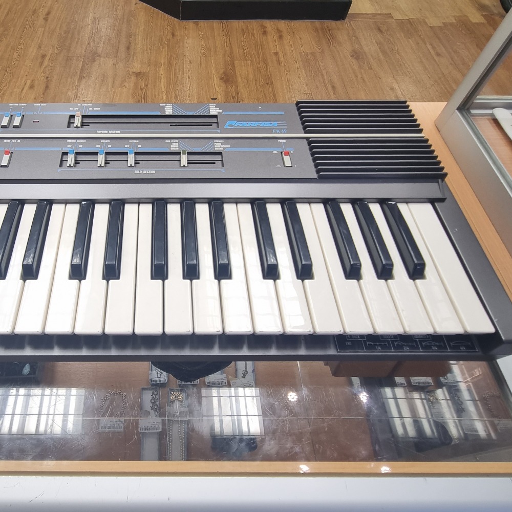 Pre-owned Farfisa Farfisa fk65 Keyboard - Own4Less